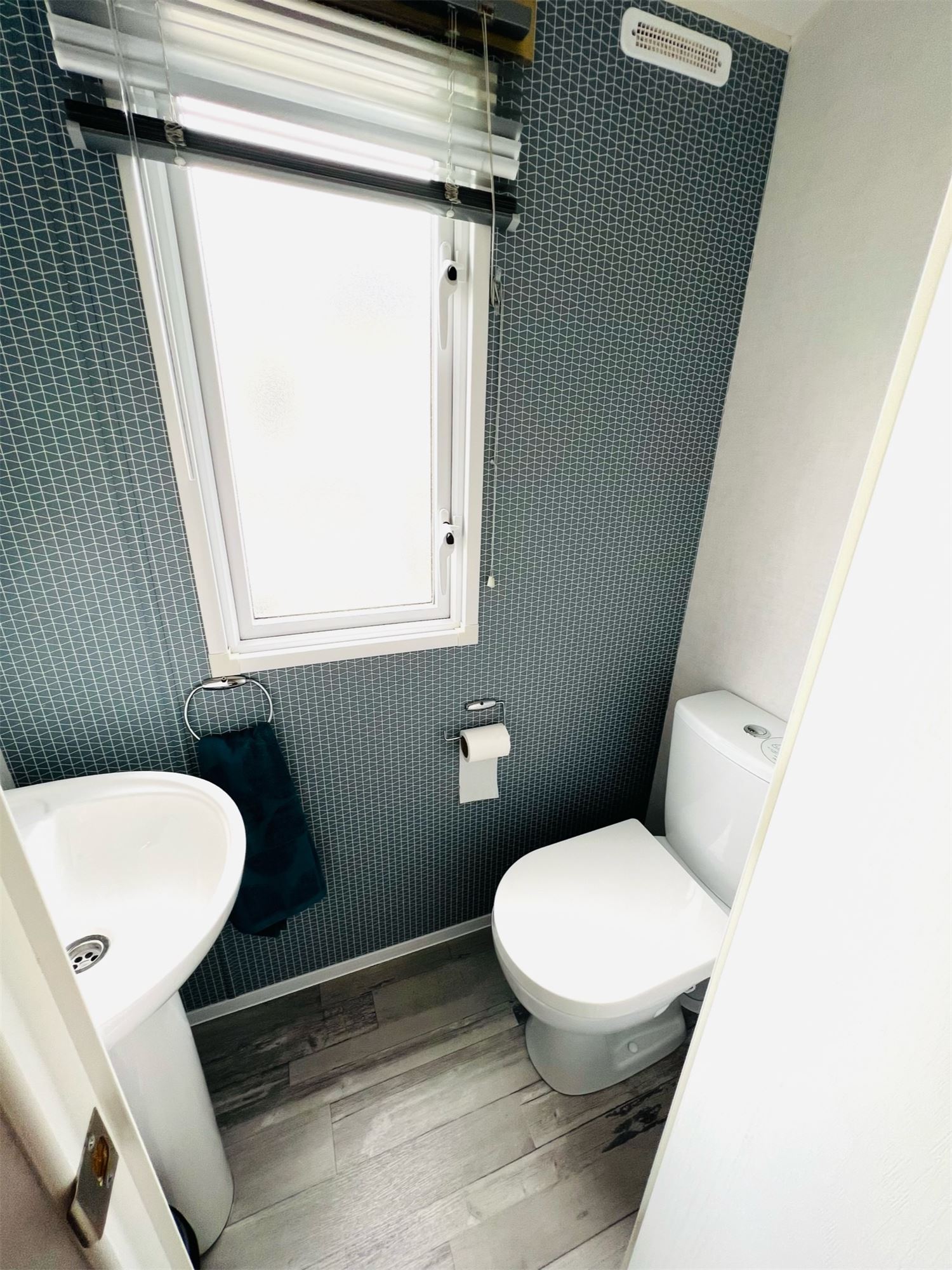 6 Sandringham Chase - Small dogs on request - Holiday Home for rent in ...